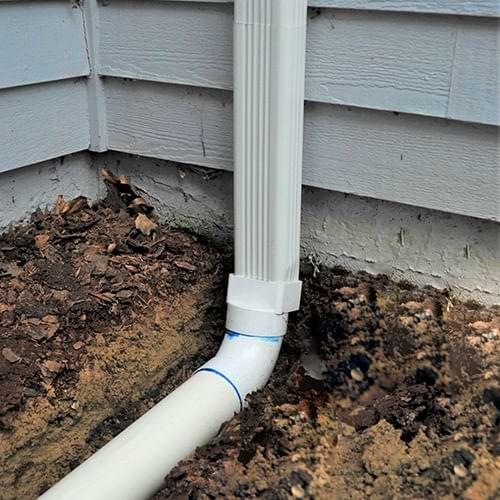 Downspout Installation Company in Laval, Quebec City, Montreal | Get a ...